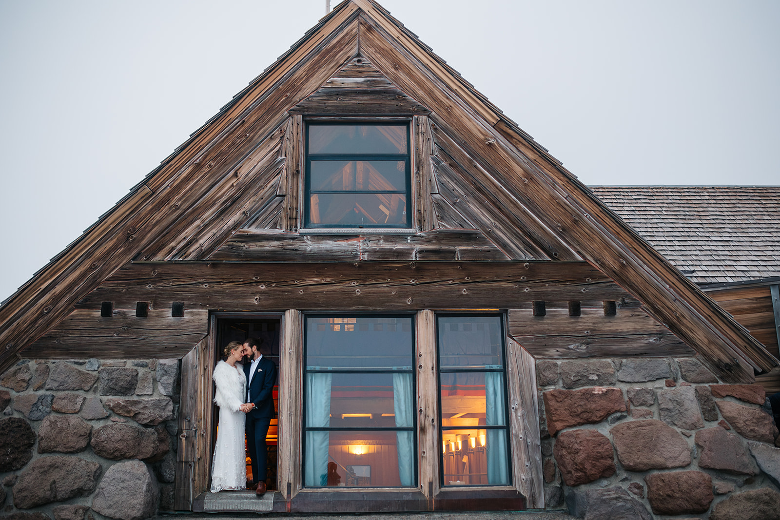 Silcox hut wedding 60 photos - Astyledwedding.com