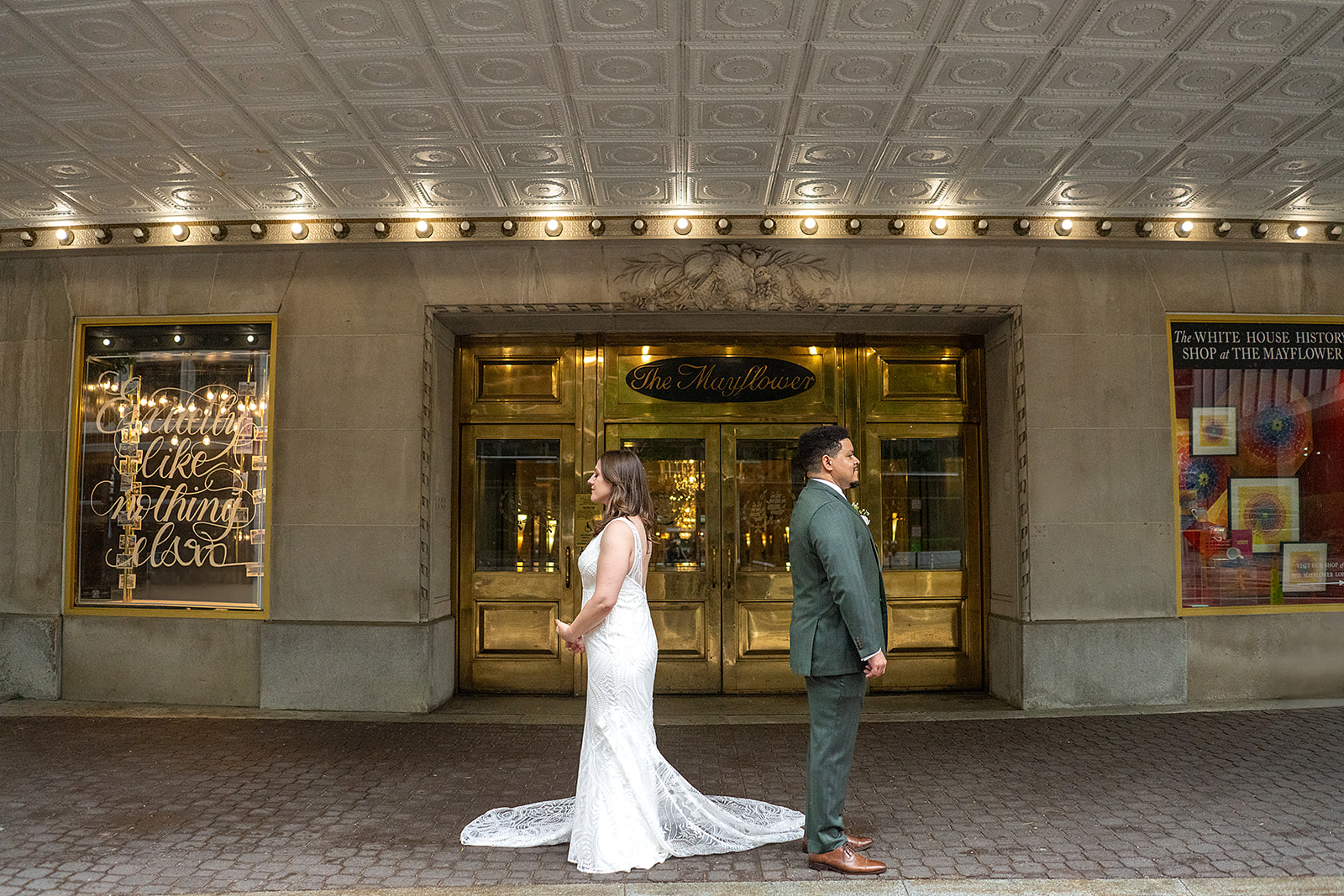 Iron gate wedding 60 photos - Astyledwedding.com